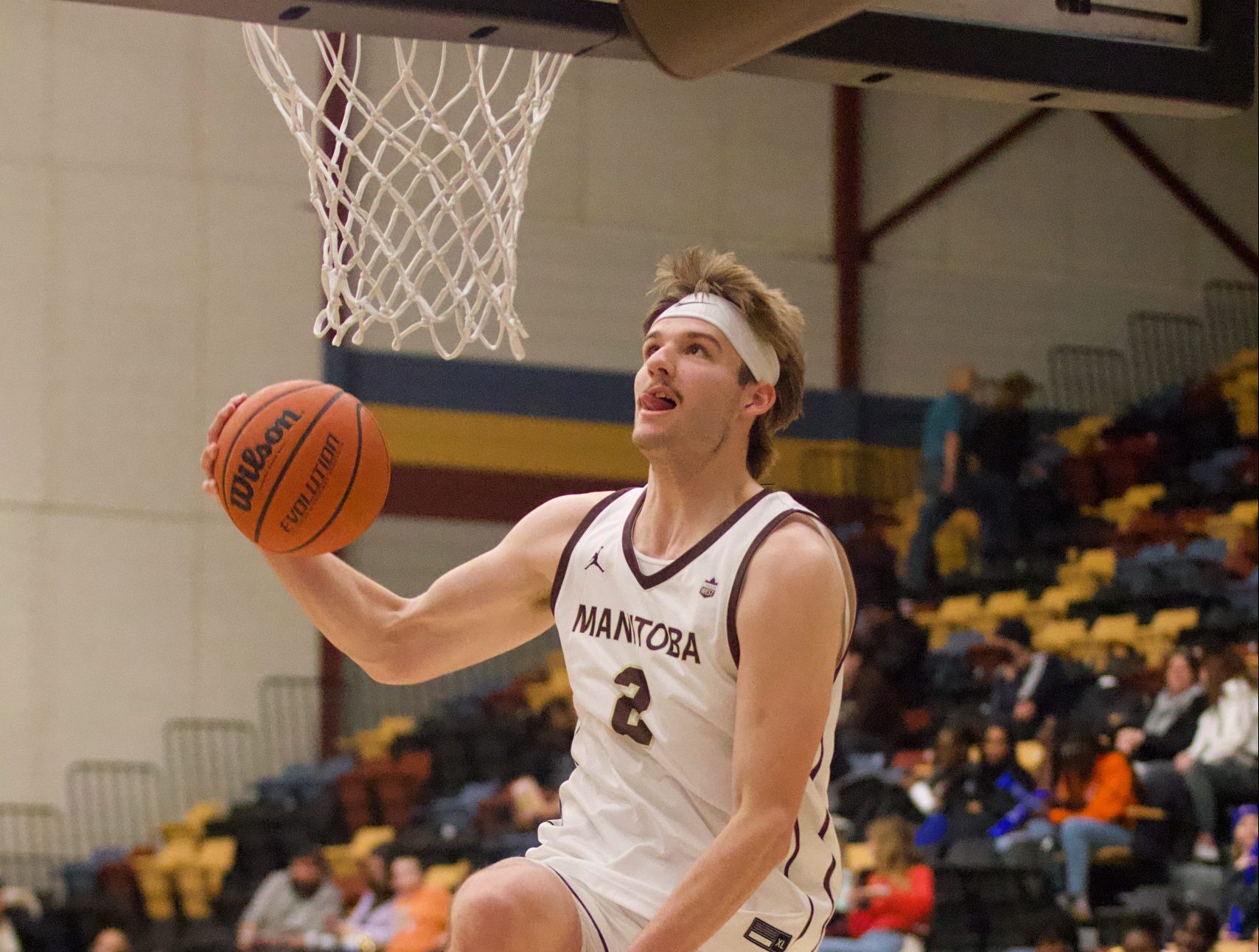 Bisons triumph over Cougars | The Manitoban