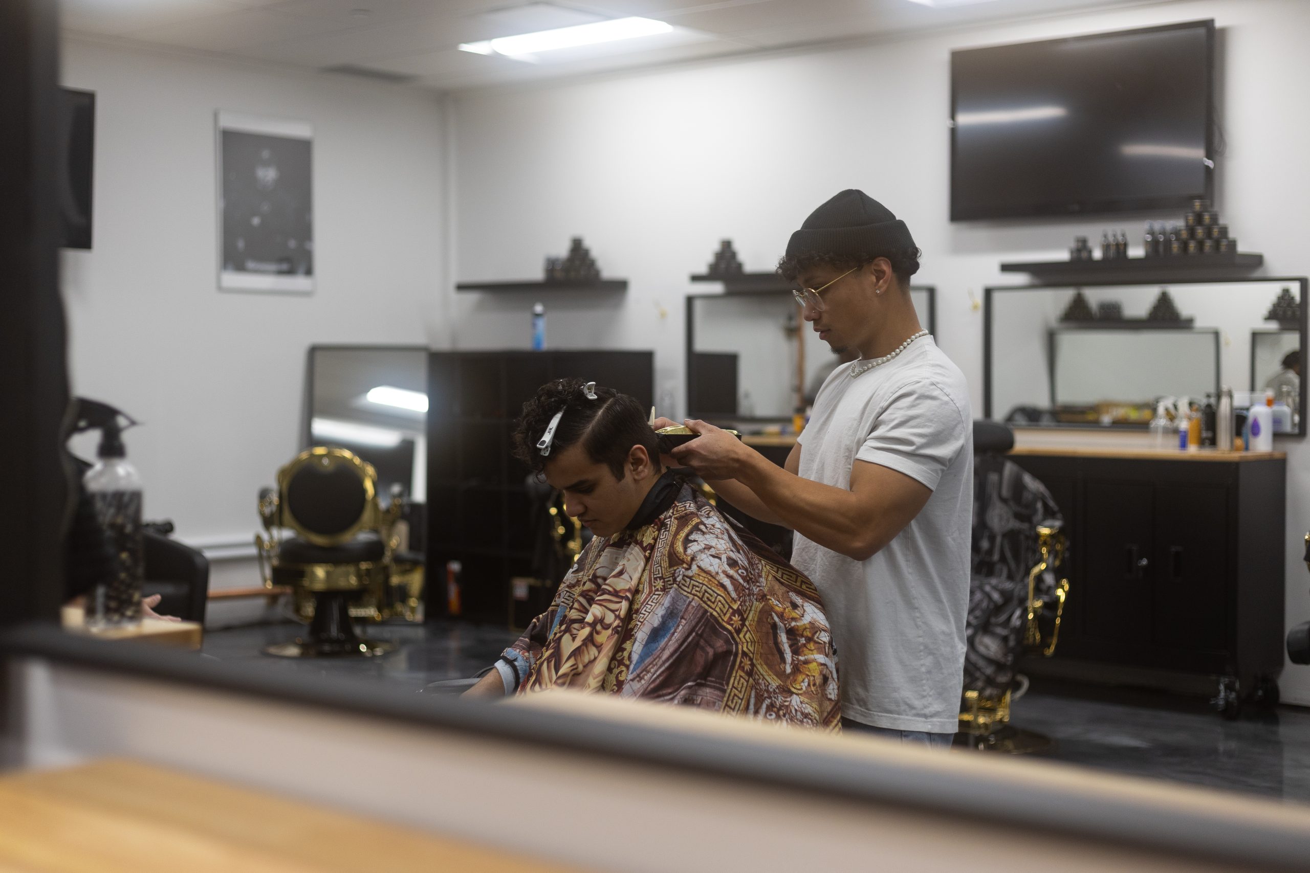 Barbershop opens on U of M campus | The Manitoban
